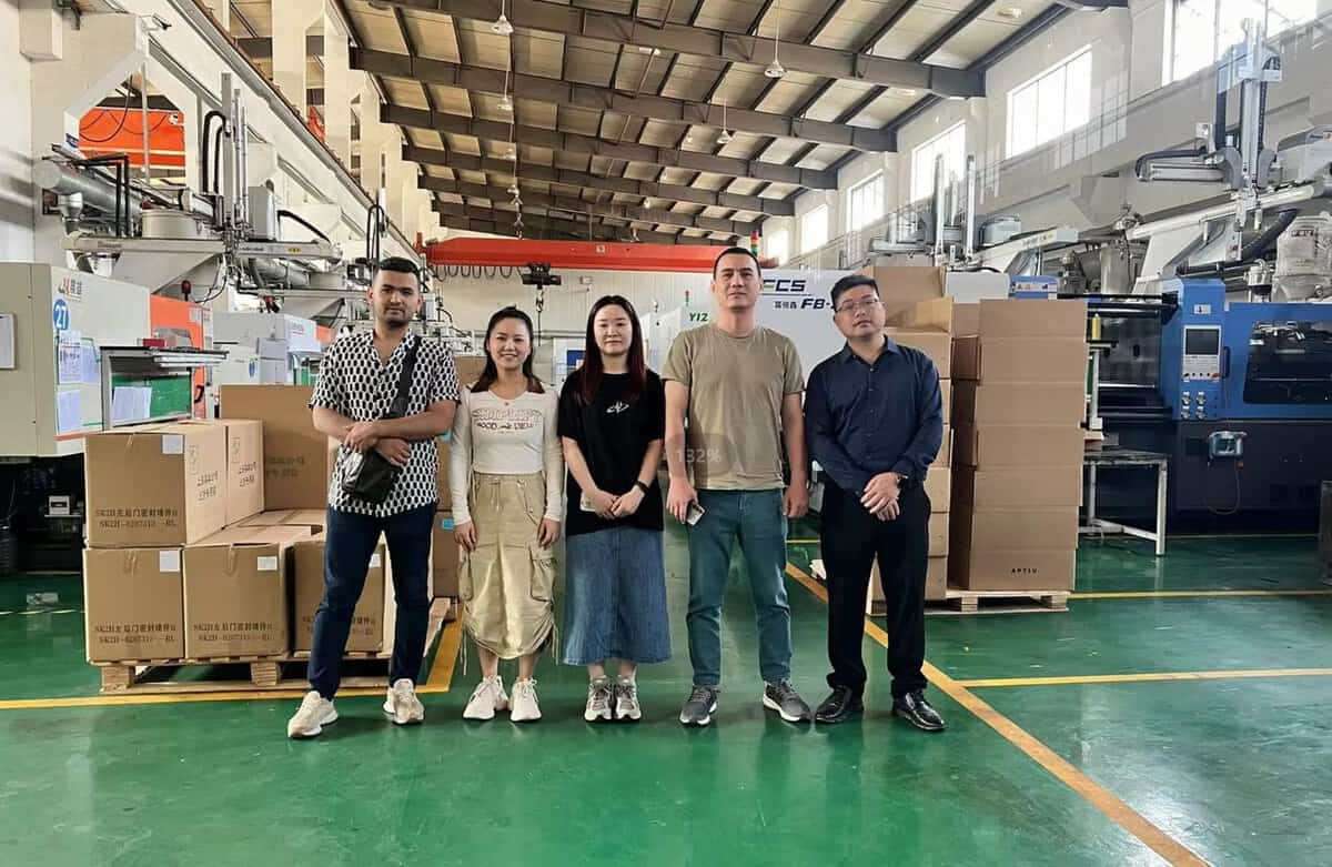 MUD Injection Mold Manufacturing Factory